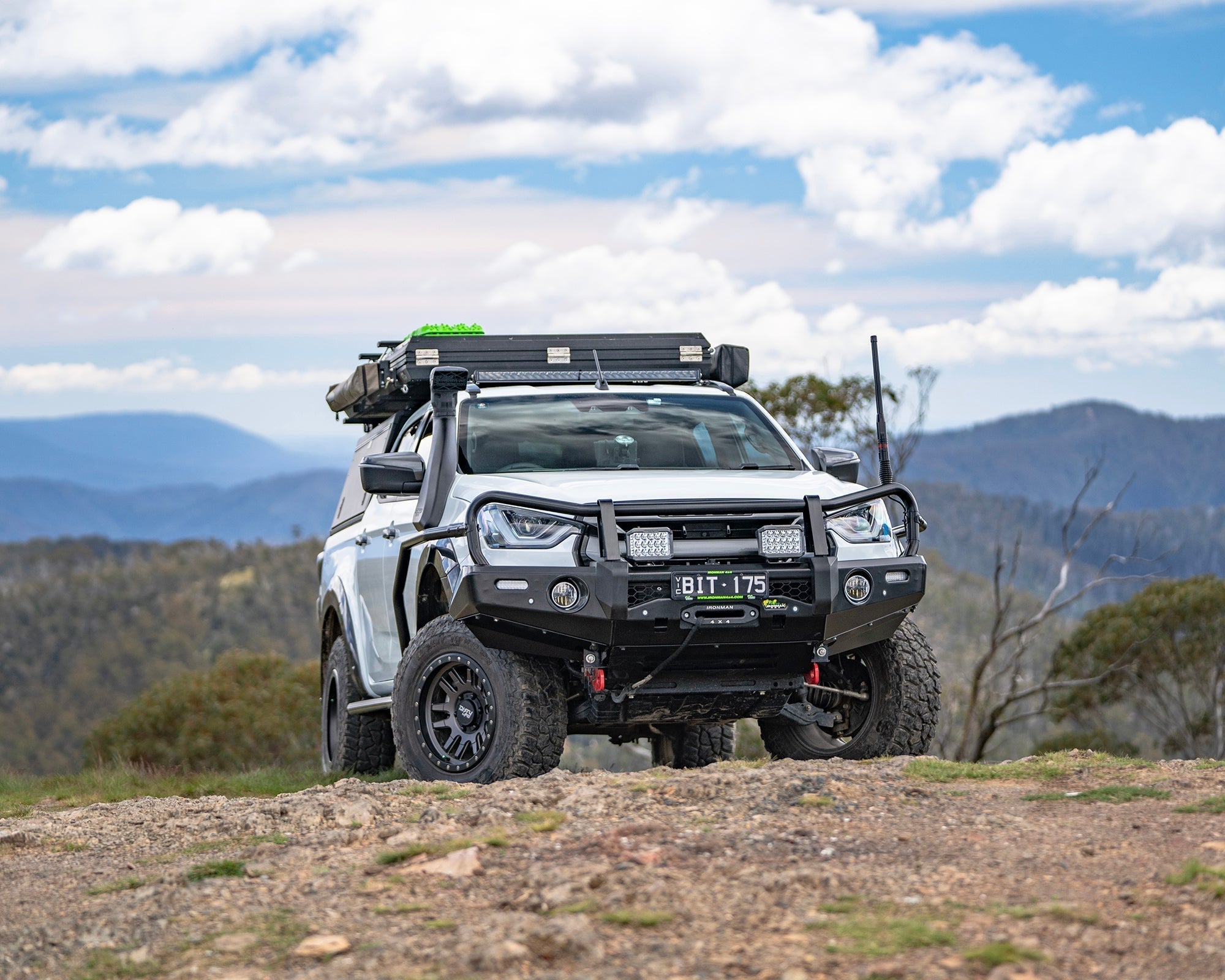 Deluxe Bull Bar – Bars N Racks