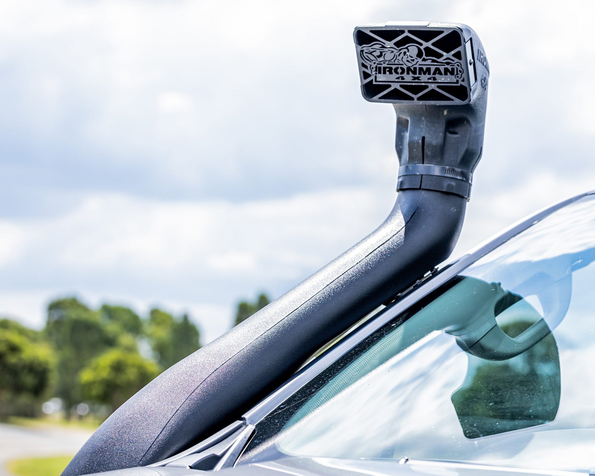 Snorkel – Bars N Racks