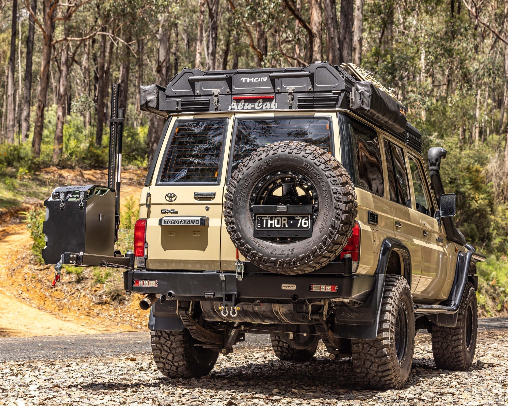 Rear Swingarm Wheel Carrier, Right – Bars N Racks