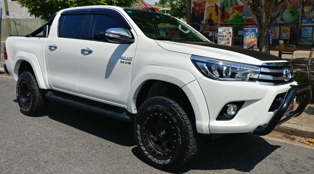 Egr hilux flares store