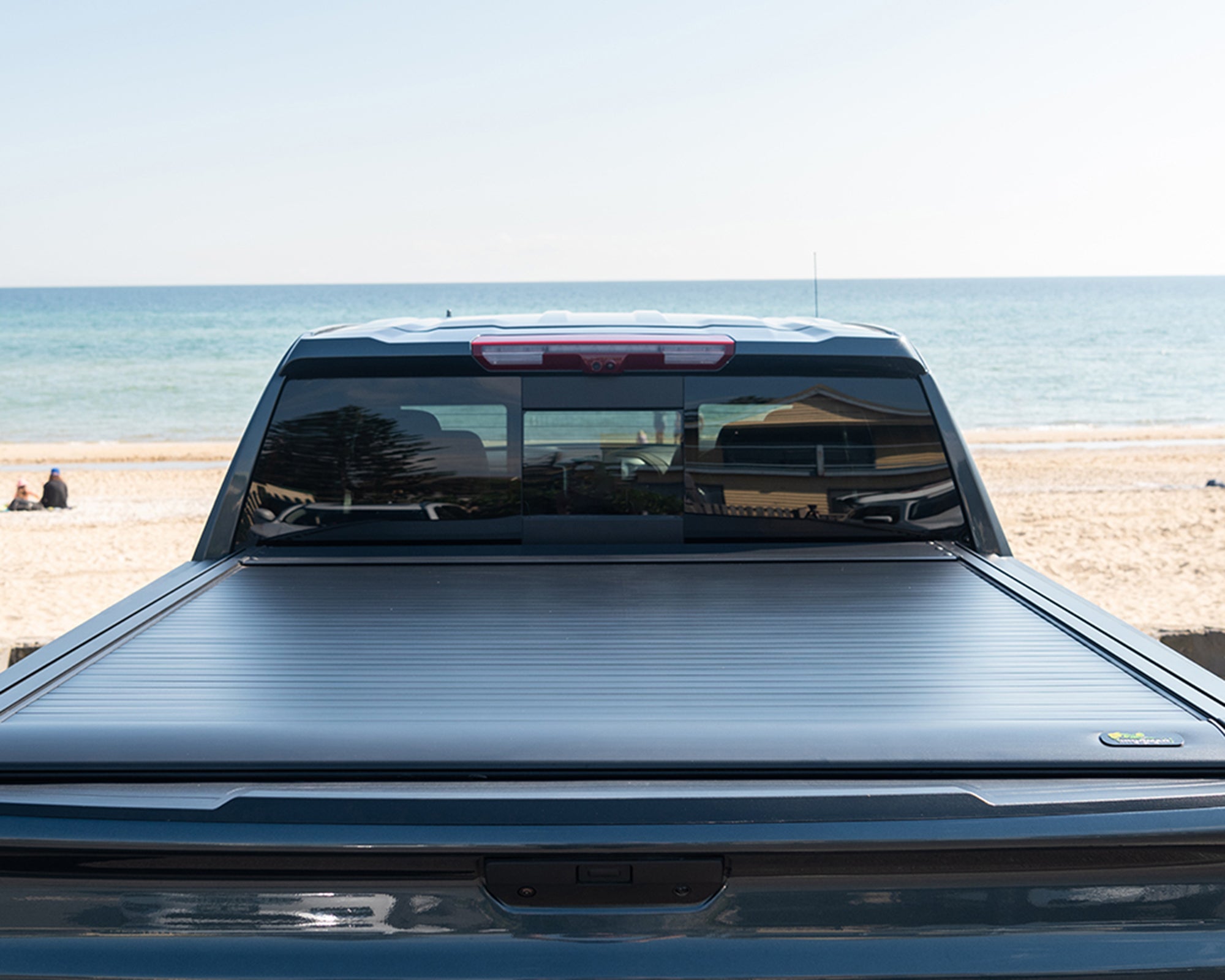 Slide-Away Retractable Ute Lid (Electric) – Bars N Racks
