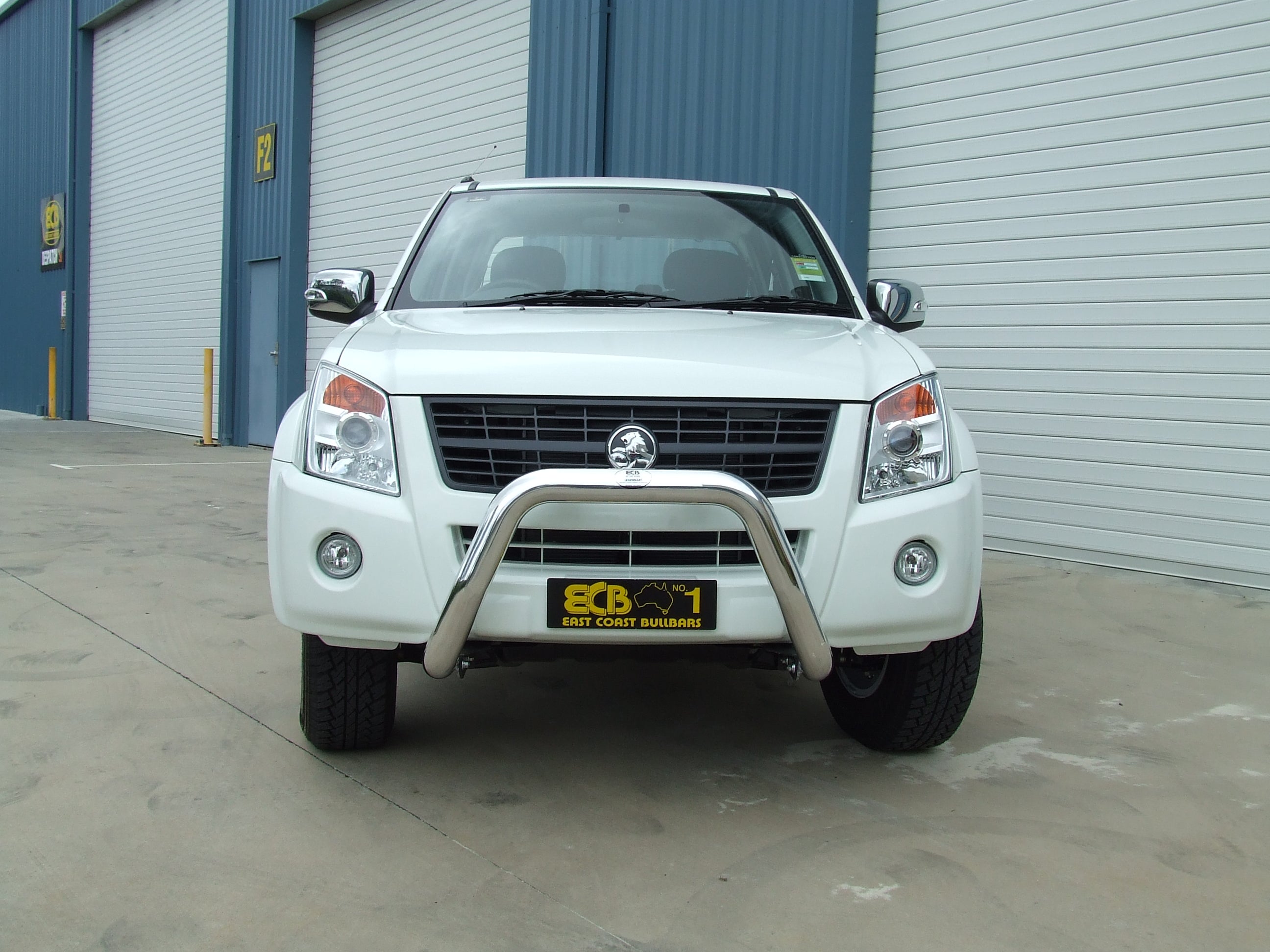 (NBH52SYM) HOLDEN RODEO RA Nudge Bar (03/03 to 12/06) – Bars N Racks